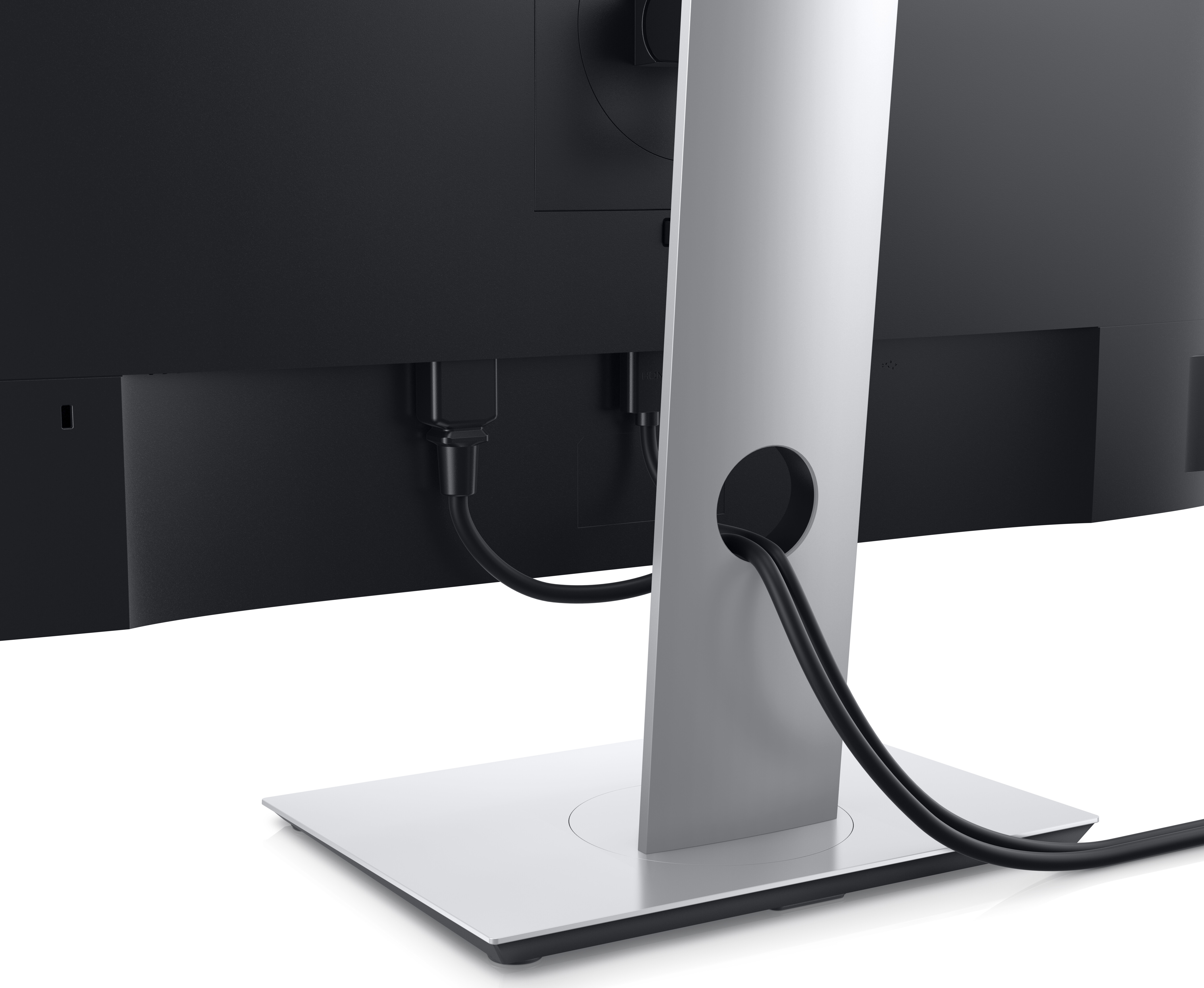 Монитор Dell P2720DC - 27" QHD IPS, 5г гаранция