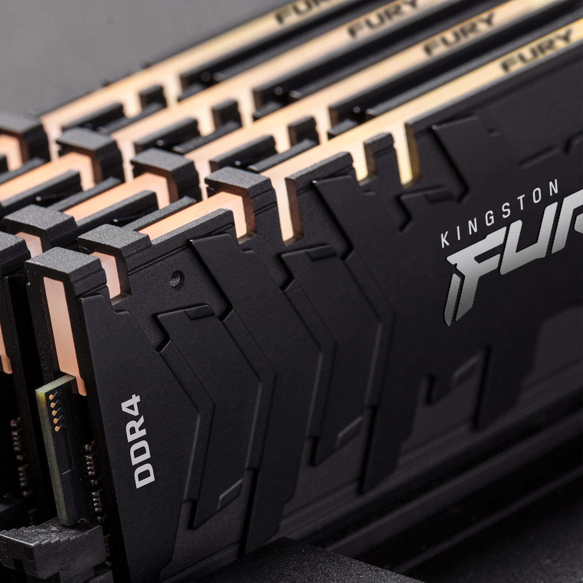 RAM Kingston FURY Renegade RGB 32GB DDR4-3000