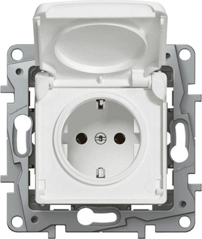 2P+E German standard socket outlet Niloé -with shut. -IP44 + flap ...